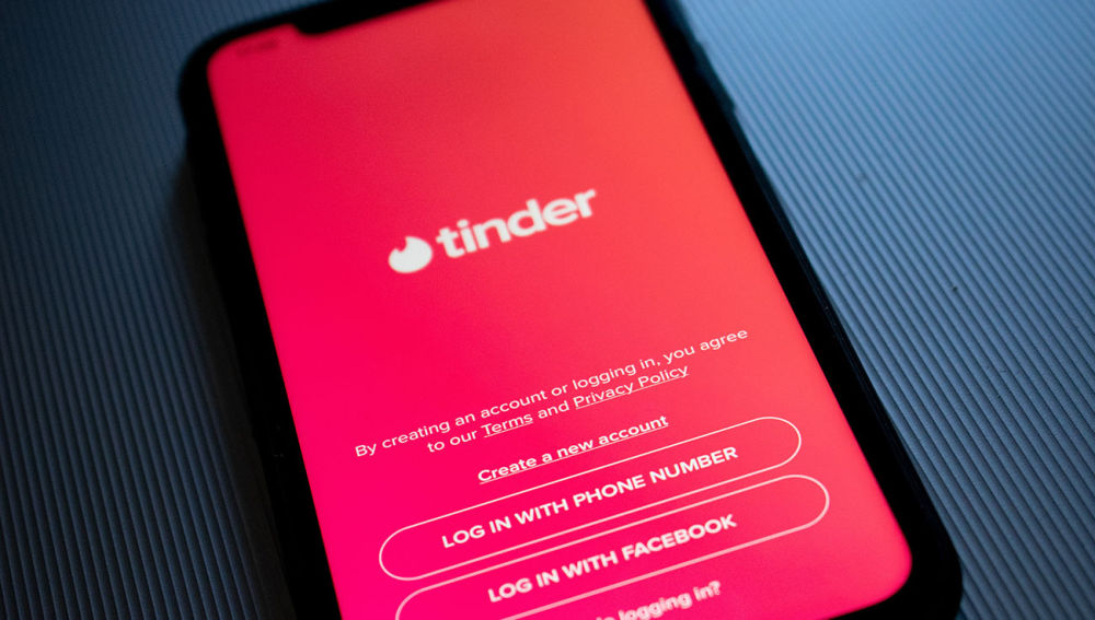 Apa Itu Tinder, Sejarah dan Fitur-Fitur Unggulannya - Pressburner.com